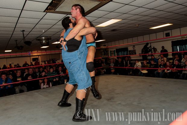 Resistance Pro: Among the Living 2/24/13 – The Punk Vault